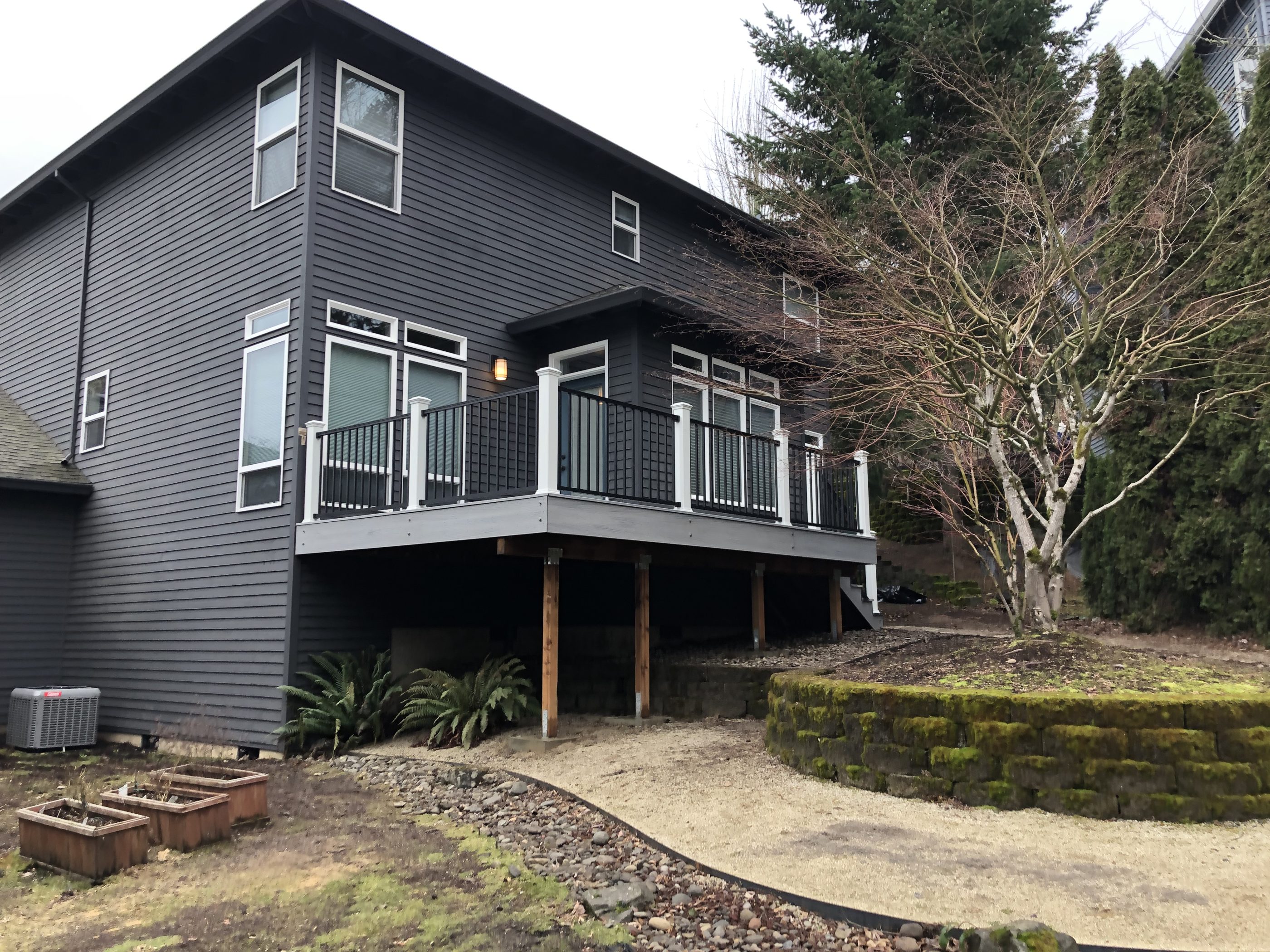 Rainier color Trex deck - Deck Masters, LLC